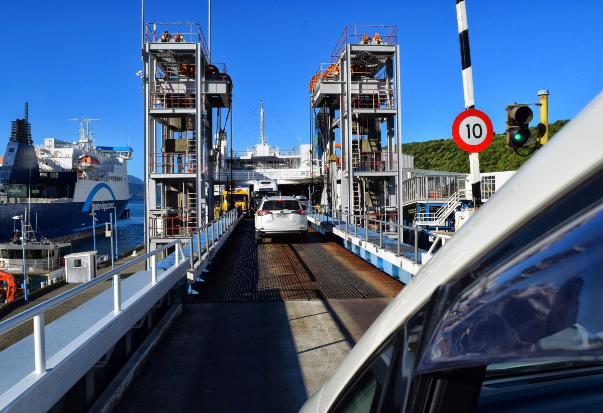 The Ferry Between the North Island and South Island: Full Guide [2025]