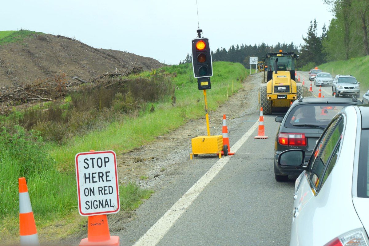 The 16 Essential Driving Rules in New Zealand - NZ Pocket Guide