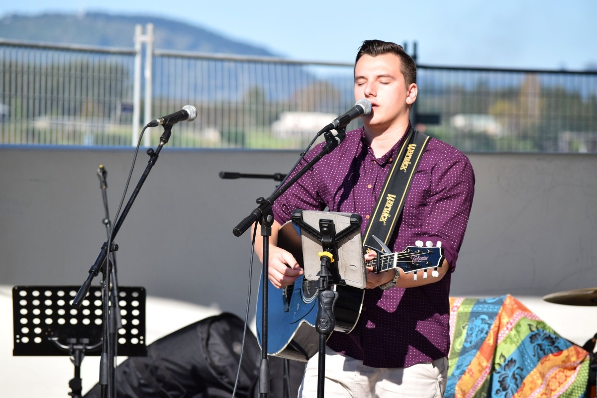 New Zealand Music: What Music is from New Zealand? - NZ Pocket Guide